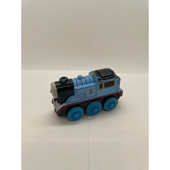 Thomas & Friends | Toys | Thomas Wooden Railway Gullane Motorized ...